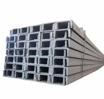 Cina Lo specchio in acciaio inossidabile U Channel per l' ingegneria delle pareti a tenda è perforato e resistente alla corrosione in vendita