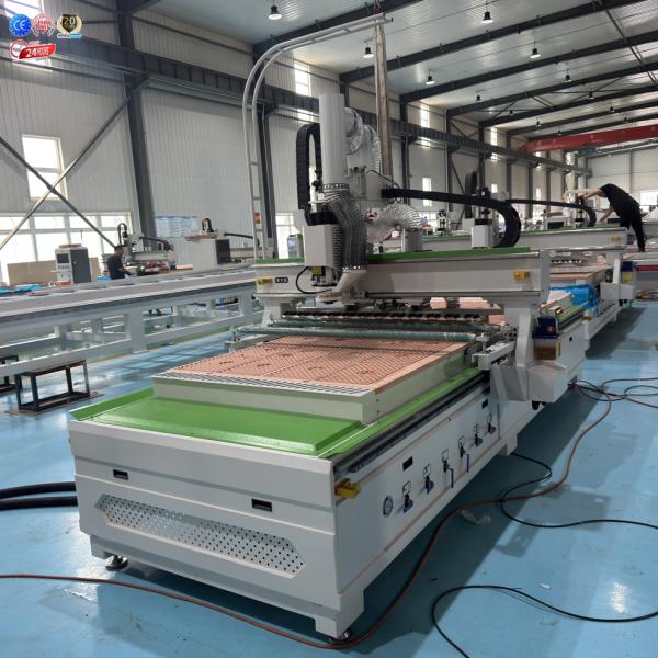 Quality Customized Gantry Type CNC Router 1.5KW Servo Motors For Cabinet & Door Making for sale