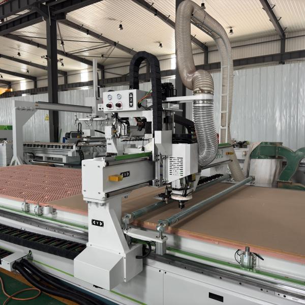 Quality Fully Automatic Dual Table CNC Nesting Machine With Seamless Alternating for sale