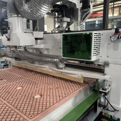 China Woodworking CNC Nesting Machine With 12pcs Linear Tool AC380V / 3PH / 50HZ for sale