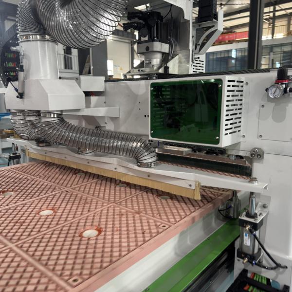 Quality Woodworking CNC Nesting Machine With 12pcs Linear Tool AC380V / 3PH / 50HZ for sale