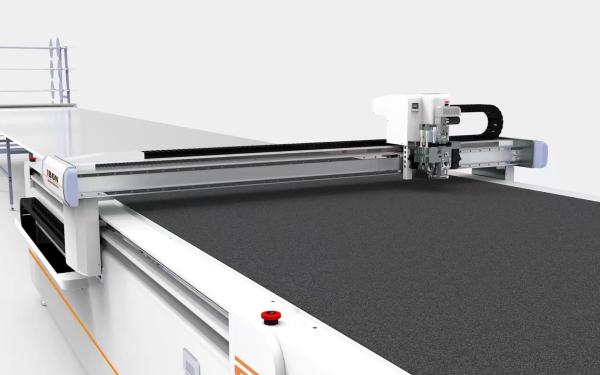 Quality Automatic Garment Cutting Machine 11kw Fabric Cutting CNC Machine With CE for sale