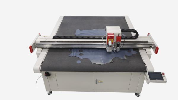 Quality 220V - 380V Genuine Leather Cutting Machine Automatic Vibration Knife Cutting Machine for sale