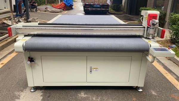 Quality 2500 x 1600 mm Gasket Cutting Machine With Oscillating Knife Blade And Punch For for sale