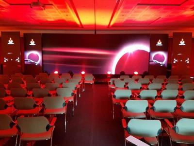 Cina Esposizione di LED locativa dell'interno P4.81 in vendita