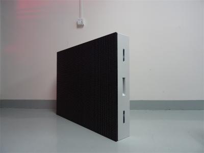 China Projeto ventilado fixo exterior de alta resolução do ventilador da exposição de diodo emissor de luz P5 excelente à venda