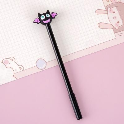 Cina Penna creativa a tema di Halloween, penna a gel da 0,5 mm, cartone animato, pompa, pipistrello fantasma, penna a gel per regalo. in vendita