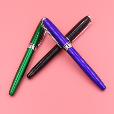 Cina Penna a sfera a rulli in metallo da 1.0 mm punta di proiettile Penna a sfera classica Penna a inchiostro gel in vendita