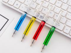 Creatieve spuitjes stijl kogelpen Kleurrijke olievulende plastic kogelpen