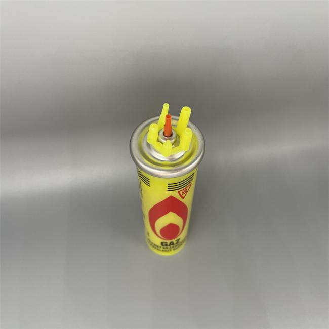 Adapter set for various lighter types