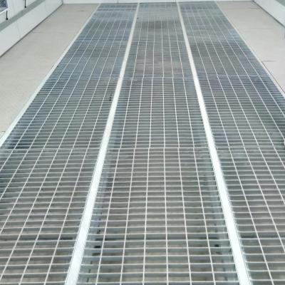Cina Automobile che cuoce la cabina di spruzzo automobilistica del bruciatore di Oven With Italy Brand Diesel in vendita