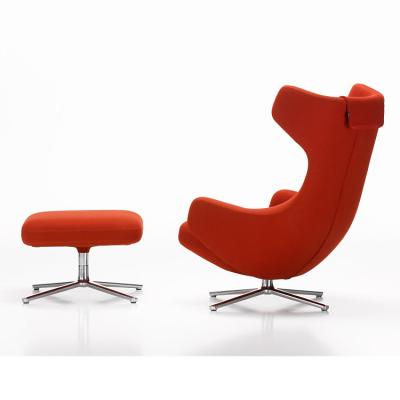 China Grand repos lounge chair with ottoman by Antonio Citterio for sale