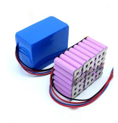 Cina pacchetto della batteria solare dell'Accumulatore litio-ione 32700 di 12V 20Ah Rechargeablere Lifepo4 in vendita