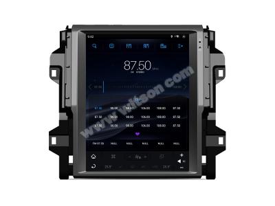 Cina Schermo Android Verticale Tesla da 9,7" per Toyota Fortuner 2017-2022, Autoradio Stereo Multimediale con GPS e Carplay in vendita