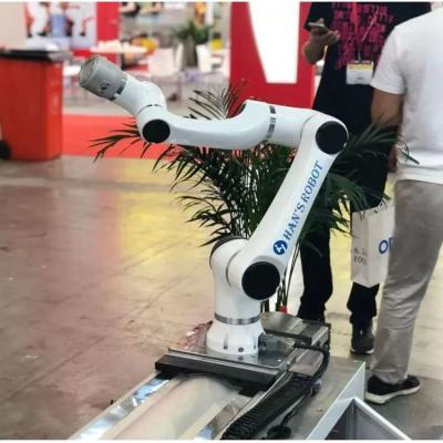 中国 Cobotのロボットとして負荷および荷を下すことのための6つの軸線のロボティック腕を搭載する一突きおよび場所のロボット ハンズE18 販売のため