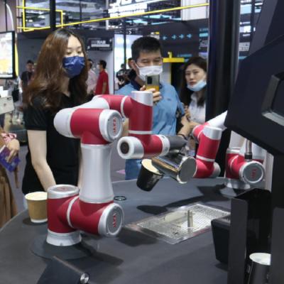 中国 溶接のための溶接機として7KGペイロードが付いている6つの軸線のロボティック腕のJaka Zu 7の共同のロボット 販売のため