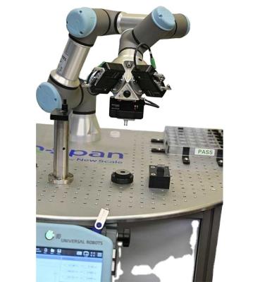 Cina Il robot di collaborazione UR10e Cobot raggiunge un carico utile 10kg da 1300 millimetri per l'imballaggio del UR10e in vendita