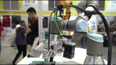 Cina Robot di collaborazione con 6 il robot d'imballaggio del braccio UR3 del robot di asse con la scelta della pinza di presa e la macchina del posto in vendita