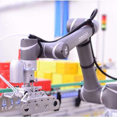 Cina Asse OMRON TM14M Cobot Payload 14kg del braccio 6 del robot con la macchina fotografica visiva per il trattamento del robot come Cobot in vendita