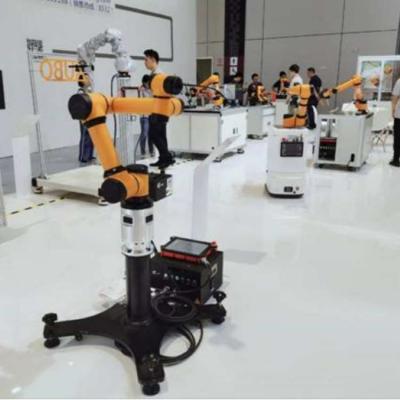 中国 Cobotとして生産ラインのロックねじのための6つの軸線のロボティック腕を搭載するAUBO i5の共同のロボット 販売のため