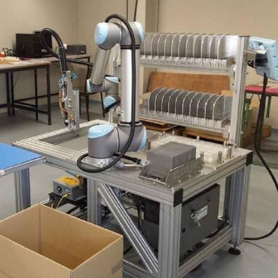 China Mini Robot UR 3e Of Collaborative Robot With 3KG Payload As Cobot For Material Handling Equipment Parts Te koop