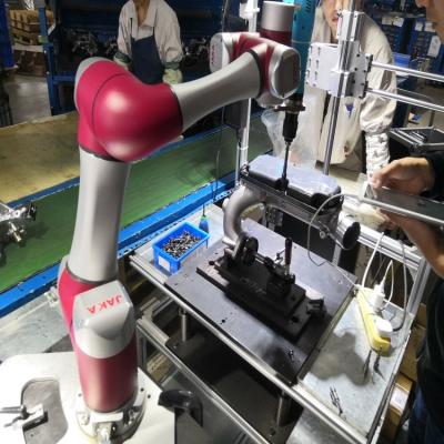 Cina Manipulator Robot Arm 6 Axis JAKA Zu 5 Cobot China For 3C electronics As Collaborative Robot in vendita