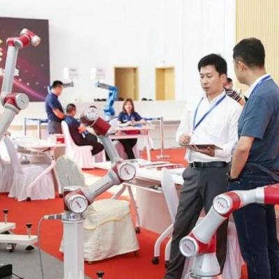 Cina Manipulator Robot Arm 6 Axis JAKA Zu 5 Cobot China For 3C electronics As Collaborative Robot in vendita
