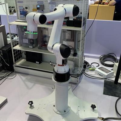 中国 Grinding Equipment E5 With 5KG Payload 800MM Reach For Painting As Robotic Arm Manipulator China Robot 販売のため