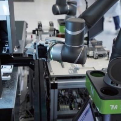 China High Quality And Efficient 6 Axis Automation Industrial Robotic Arm The TM5 Collaborative Robot à venda