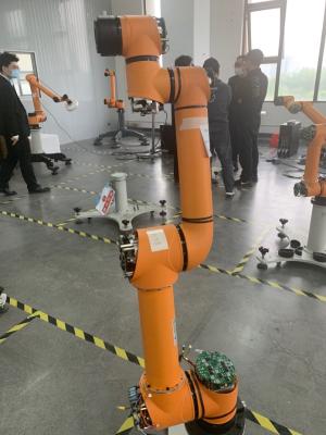 China Cobot AUBO-i10 6 axis 10kg payload robot arm for assembly ,handling  pick and place robot à venda