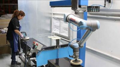 China Universal robots manipulator UR10 payload10 kg /22 lbs collaborative 6 axis robot arm à venda