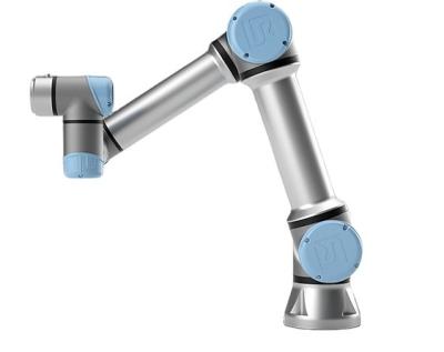 China 6 Axis Collaborative robot UR5 for polishing payload 5kg universal robot with robotiq gripper Hand-E Cobot à venda