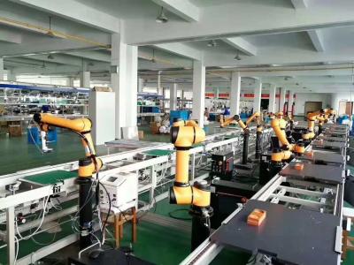 Cina AUBO-i3 collaborative industrial lightweight robot with playload 3kg as mig welding robot of cobot in vendita