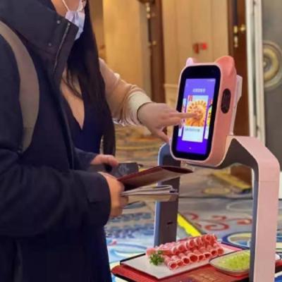 中国 Service Robotics that voice interaction and autonomous walking and accurate navigation for Restaurant and hotel delivery robot 販売のため