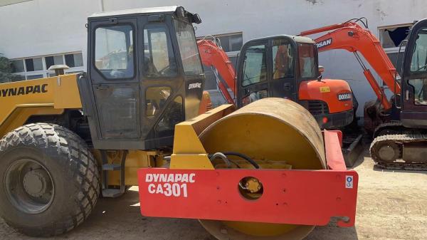 Quality Large Power Engine Used Dynapac CA301 Wheel Machine High Operating Efficiency for sale