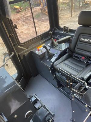 China 2022 Year Used 220 Dry Land Bulldozer Powerful Diesel Engine Included for sale