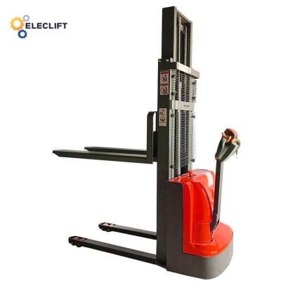 Cina 690 mm larghezza della forchetta Stacker elettrico per camion di pallet Soluzione di stoccaggio efficiente in vendita