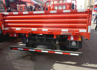China 3 - 7 Ton Load Small Light Trucks Right Hand Driving 7.00R16 Tire 2540cc for sale