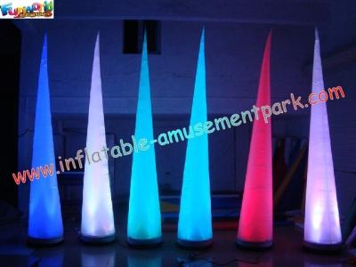 Cina Cono gonfiabile della decorazione di illuminazione con il LED che cambia uso leggero per il partito, club, evento in vendita