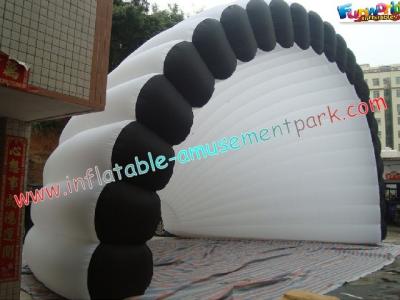 中国 耐久の膨脹可能な党テント、でき事のための膨脹可能な段階カバーとの 12L x 6W x 6H のメートル 販売のため