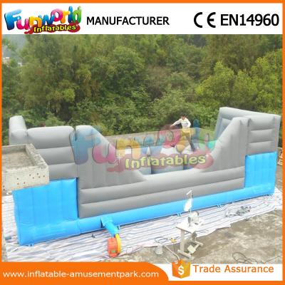 Cina Corsa ad ostacoli gonfiabile per gli adulti/grande Baller gonfiabile blu e grigio per i bambini in vendita