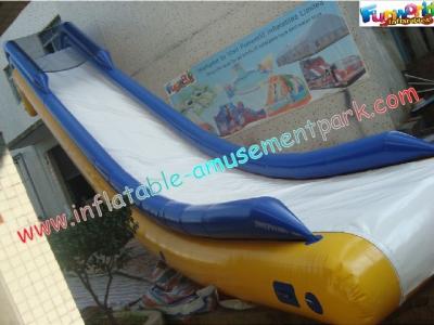 Cina Giocattoli gonfiabili dell'acqua dell'acquascivolo trainabile, yacht di galleggiamento per i bambini in vendita