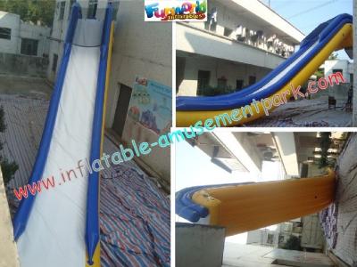 Cina Giocattoli gonfiabili dell'acqua dell'acquascivolo trainabile, yacht di galleggiamento per i bambini in vendita