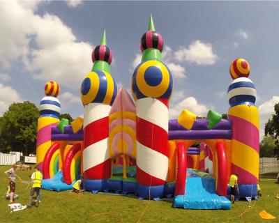 China Multikleuren Opblaasbaar Pretpark voor Festivalactiviteit/Publiek Te koop