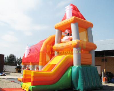 Cina Castello rimbalzante dei buttafuori del PVC di 18 OZ del campo da giuoco gonfiabile dello scorrevole in vendita