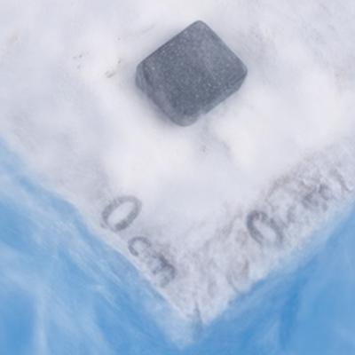 China SMD Power Inductor CND-tek MHT252010SG-3R3M H with Soft Magnetic Core and Precise Inductance Values for sale