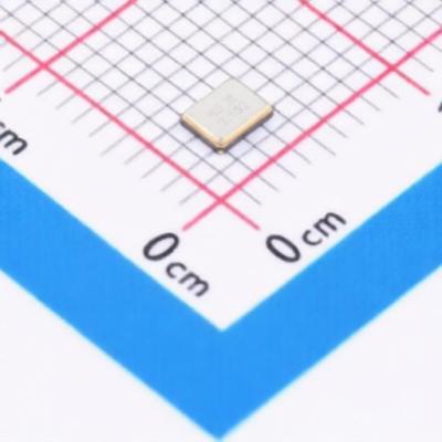China quartz crystal unit HCI 0132M4-8.192F20DTNJL in ceramic seam seal package with frequency stability and tolerance for sale