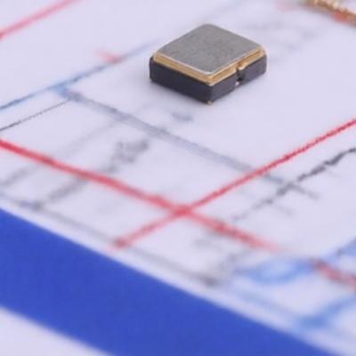 China 2N series SMD crystal oscillator with 3 state function and low current consumption SJK 2N80000G33YC for sale