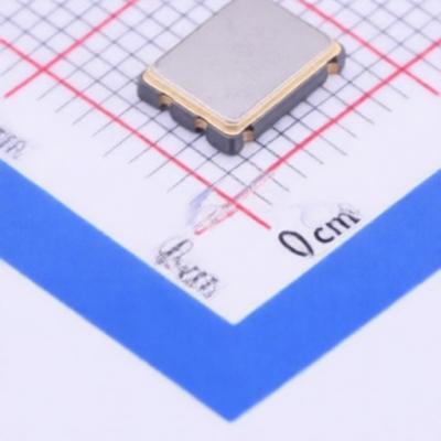 China Seam Sealed Ceramic Crystal Oscillator SJK 6N10000G33YC 7x5mm LVCMOS Output Frequency Stable for sale