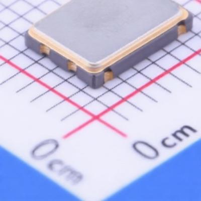 China Surface mount crystal oscillator with 7.0x5.0mm ceramic package and 8 MHz frequency SJK 6N08000G33YC for sale